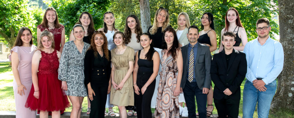 Lehrabschlussfeier 2023 - Psychiatrische Dienste Graubünden (PDGR)